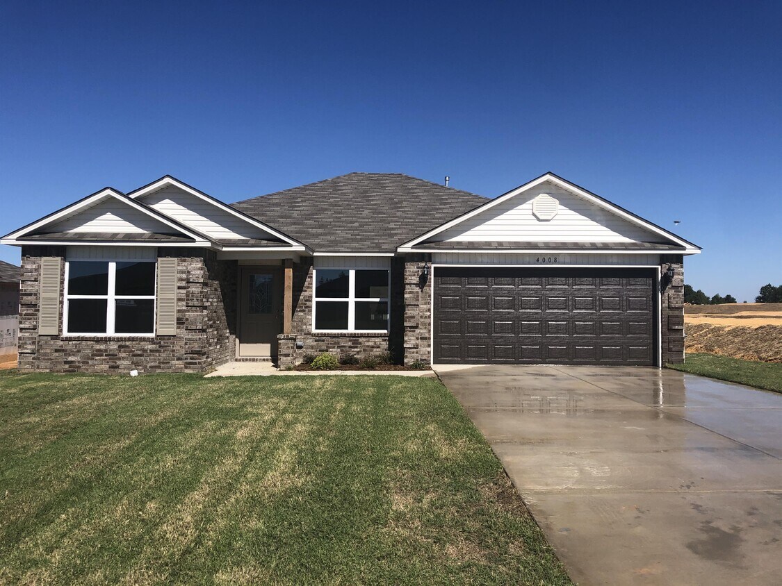 4008 Kings crossing Trl, Bauxite, AR 72011 - House Rental in Bauxite ...