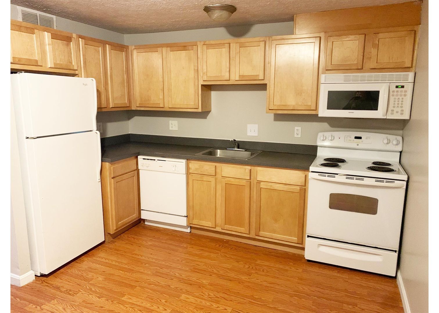 525 Lowell Ave Unit 525-07, Cincinnati, OH 45220 | Apartments.com