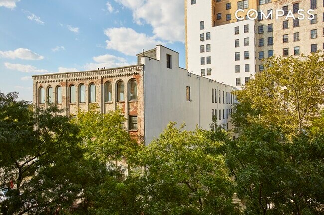 164 Bank St Unit 4-B, New York, NY 10014 - Condo for Rent in New York ...