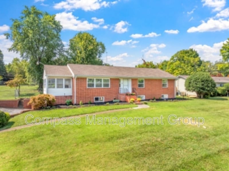 217 Buckingham Dr, Knoxville, TN 37909 - House Rental in Knoxville, TN ...