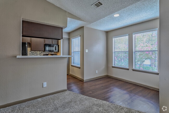 Ridgeview Place Apartments - 3725 W Northgate Dr Irving, TX ...