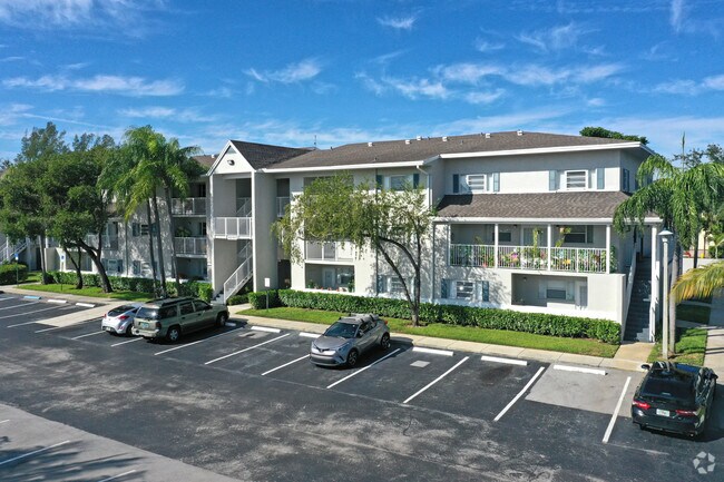 Flats on the Green - Apartments in Tamarac, FL | Apartments.com