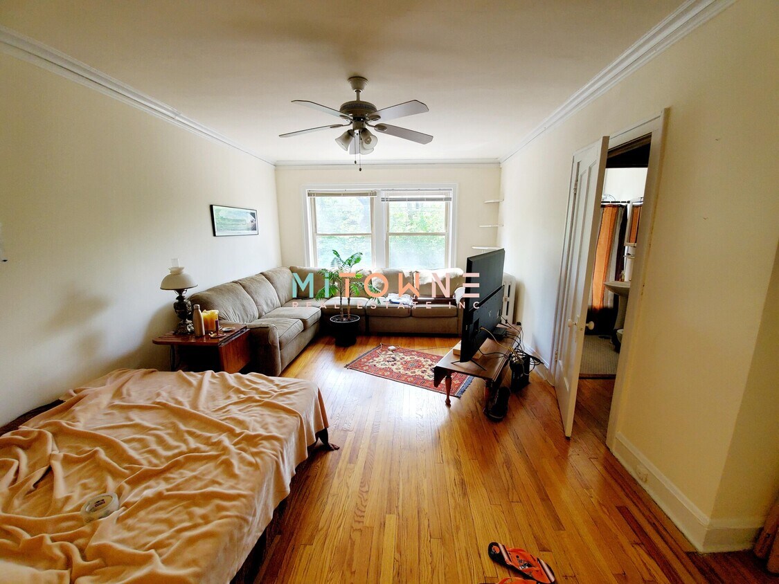 1500 W Birchwood Ave Unit 3, Chicago, IL 60626 - Condo for Rent in Chicago, IL | Apartments.com