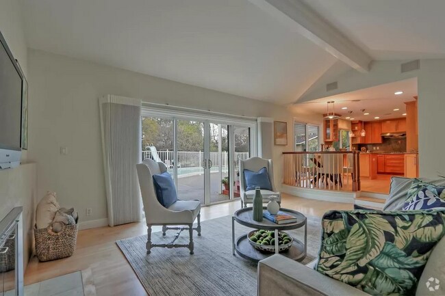 The Golden Triangle Apartments for Rent with Parking - Saratoga, CA ...