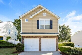 The Enclave at Holly Mill Apartments for Rent with a Yard - Canton, GA ...