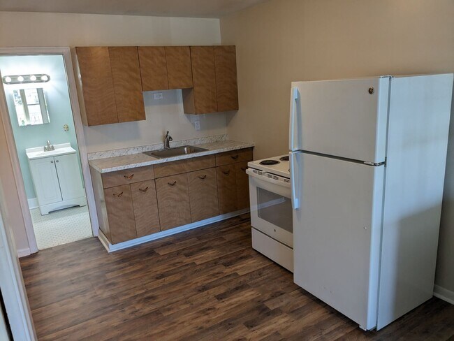 1135 S Washington Ave Unit 1135 S Washington Ave #15, Lansing, MI 48910 ...