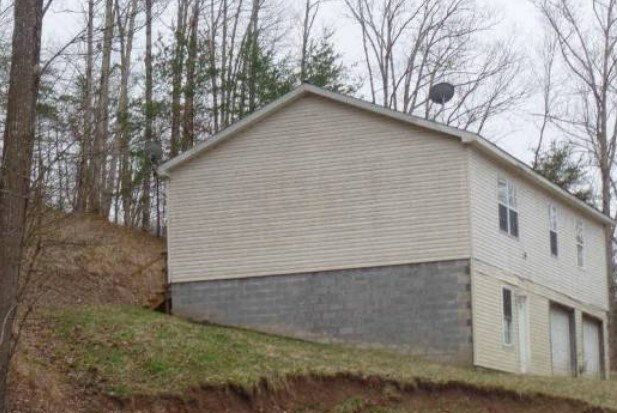 115 Hillcrest Dr, Elkview, WV 25071 | Apartments.com