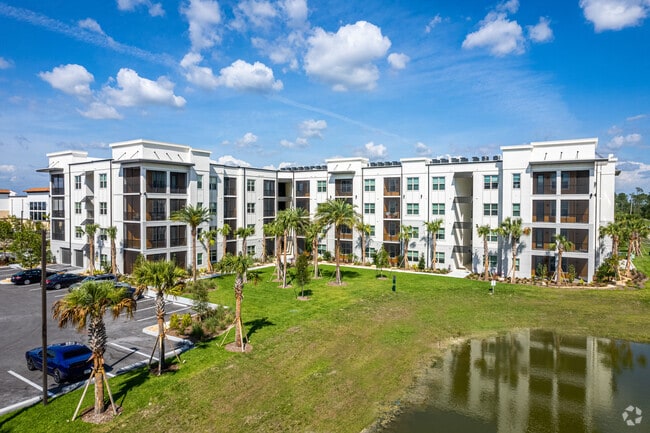 Naples, FL Luxury Apartments for Rent | Apartments.com