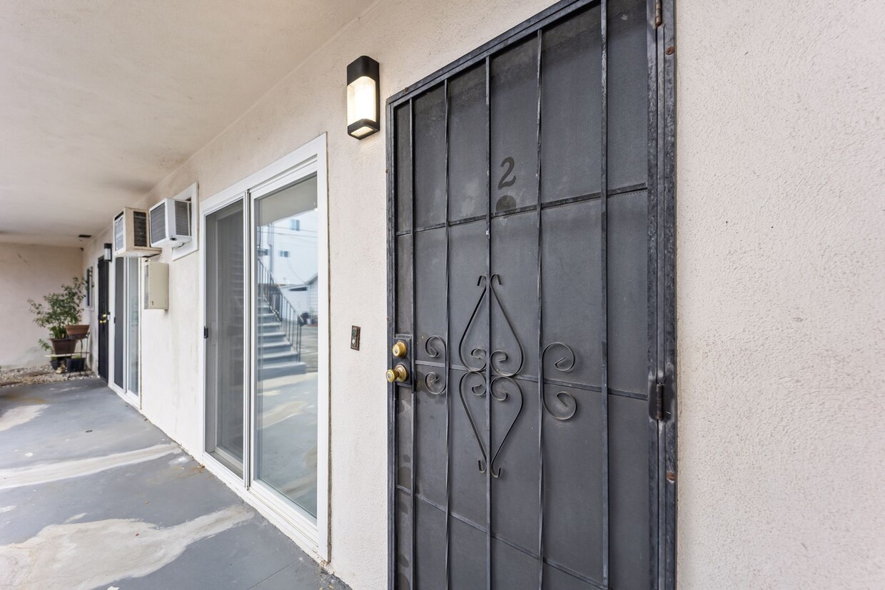 14525 Albers St Unit 2, Los Angeles, CA 91411 | Apartments.com