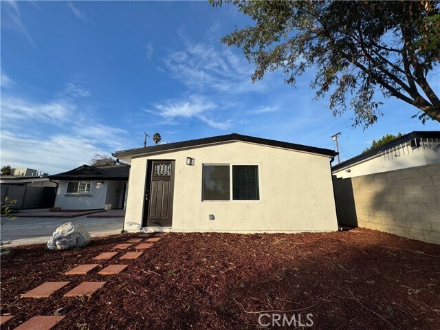 1935112 Strathern St, Los Angeles, CA 91335 - House Rental in Los ...