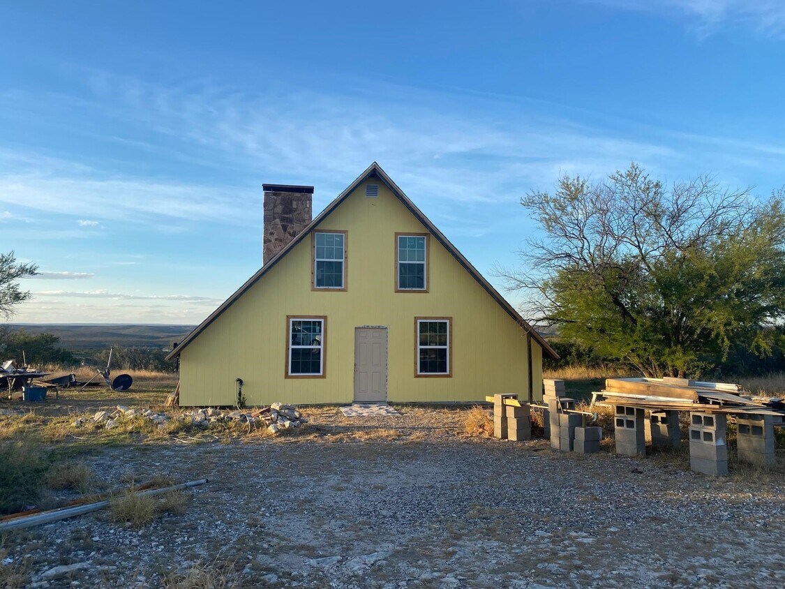 2261 Rio Diablo Pkwy, Del Rio, TX 78840 - House Rental in Del Rio, TX ...