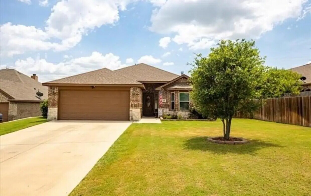 125 Hummingbird Dr, Weatherford, TX 76088 - House Rental in Weatherford ...