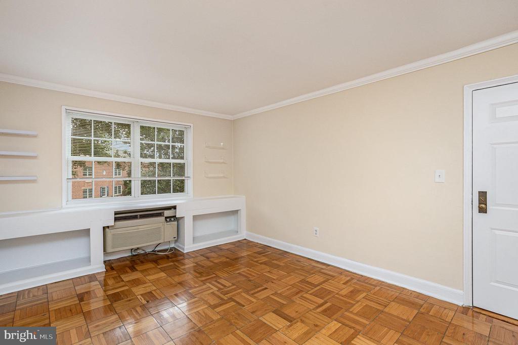 1608 W Abingdon Dr Unit 302, Alexandria, VA 22314 - Room for Rent in ...