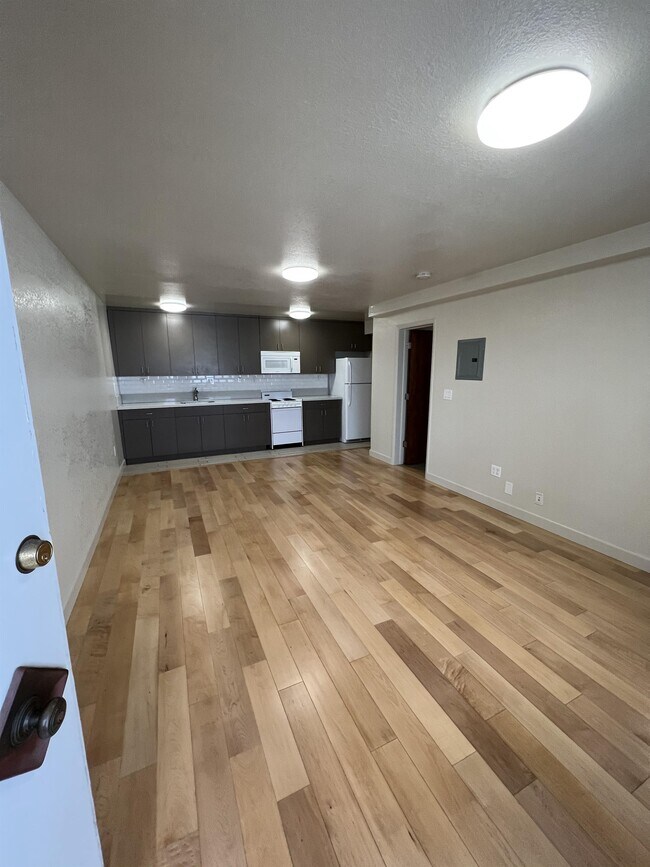 2398 Parker St Unit 3, Berkeley, CA 94704 - Room for Rent in Berkeley ...