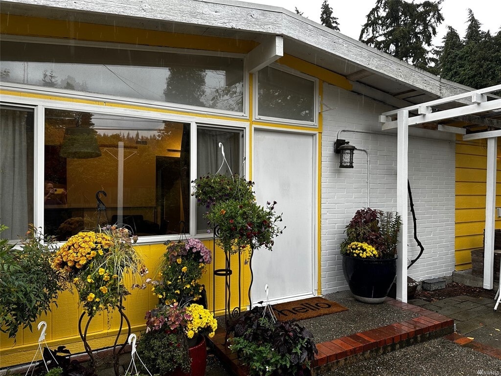 15140 Se Newport Way, Bellevue, WA 98006 - House Rental in Bellevue, WA ...