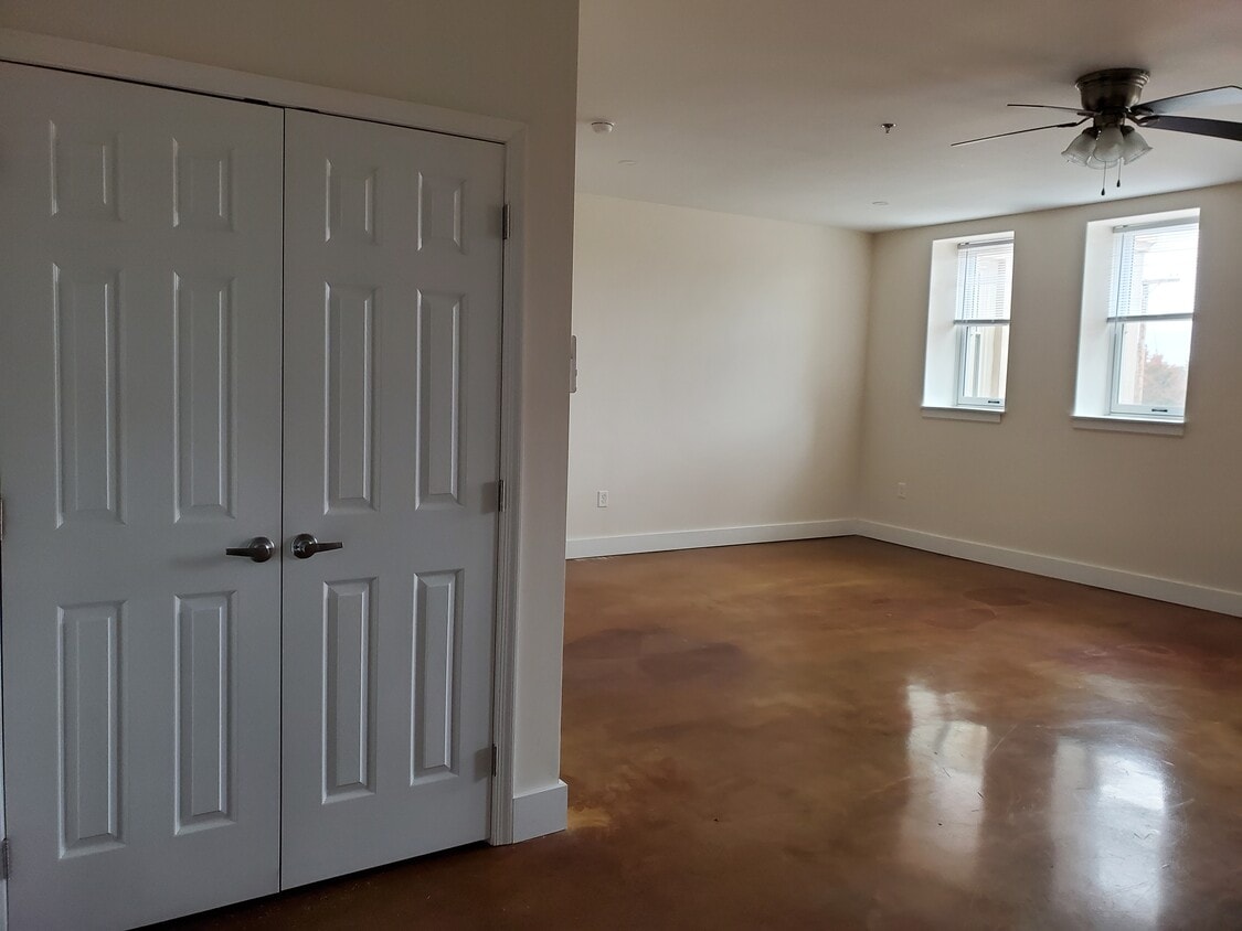 Garland Rodes Apartments - 2244 Rivermont Ave Lynchburg, VA 24503 ...