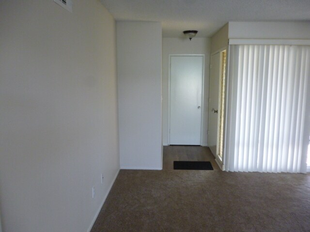 183 W Elfin Grn, Port Hueneme, CA 93041 - Townhome Rentals in Port ...