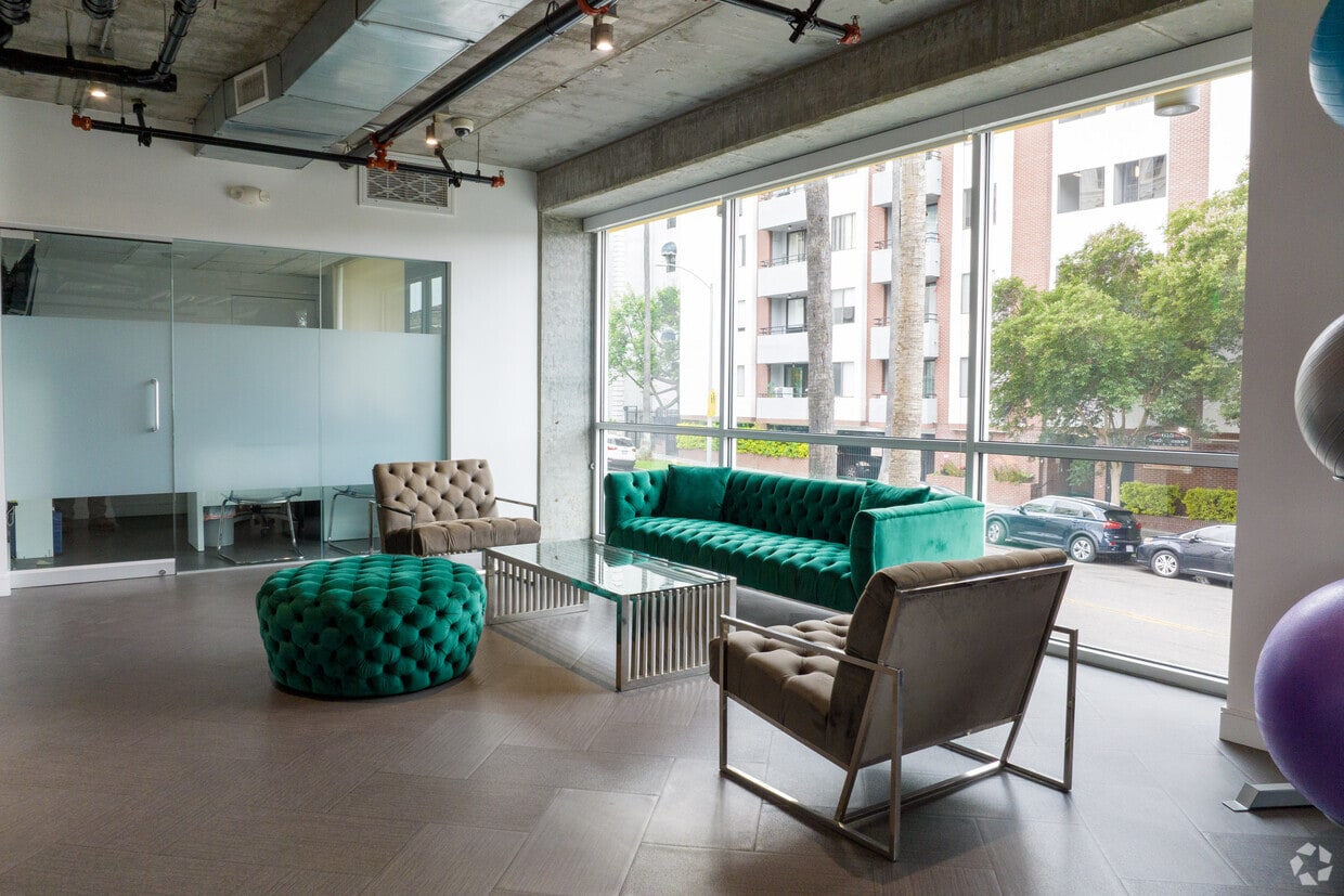 616 Kenmore - 616 S Kenmore St Los Angeles, CA 90005 | Apartments.com