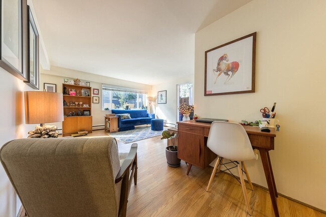 1985 W 8th Ave Unit 201, Vancouver, BC V6J 1W2 - Apartment for Rent in ...