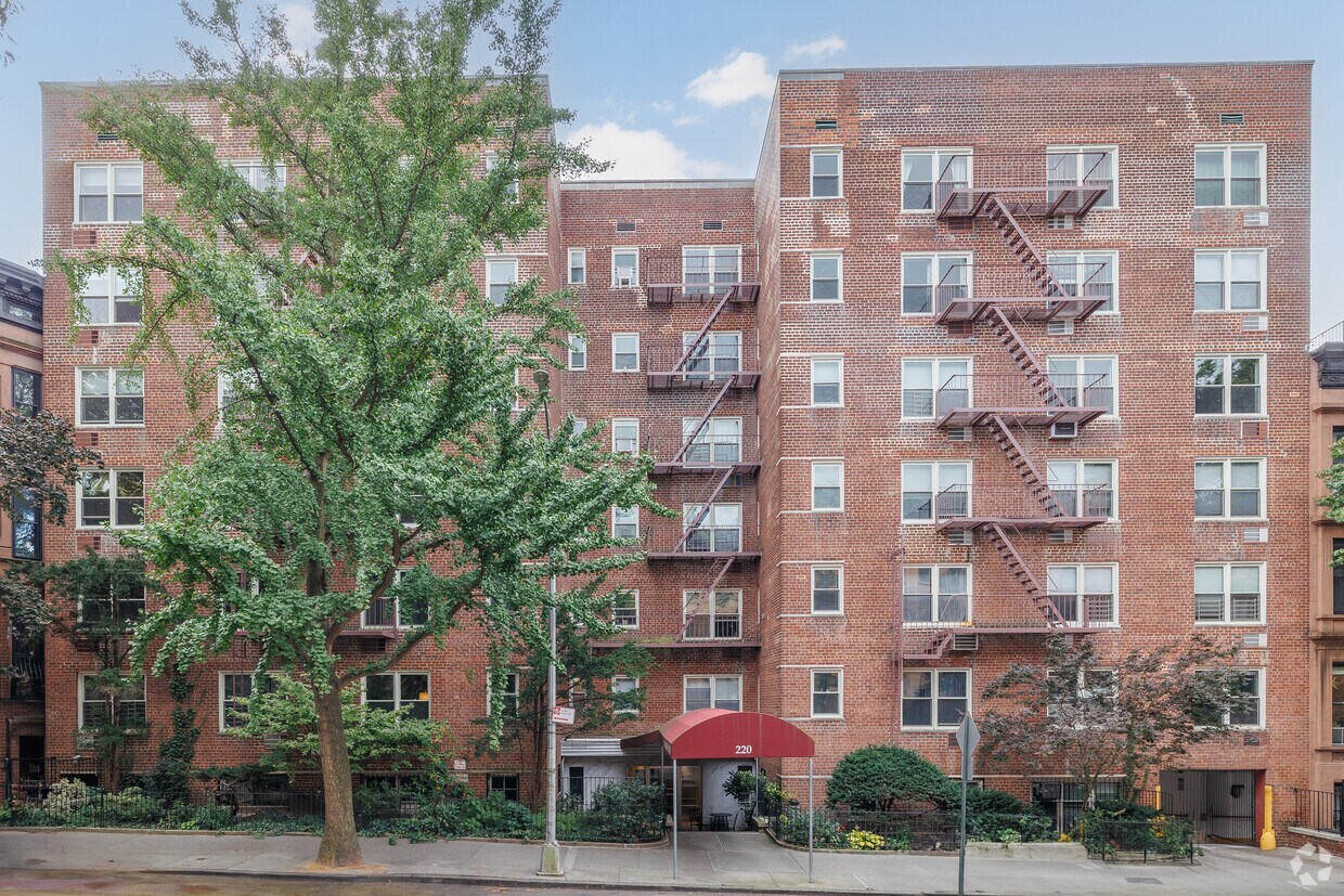 220 Berkeley Pl, Brooklyn, NY 11217 - Apartments in Brooklyn, NY ...
