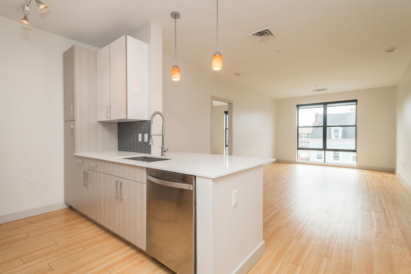 10 Glenville Ave, Boston, MA 02134 - Condo for Rent in Boston, MA ...