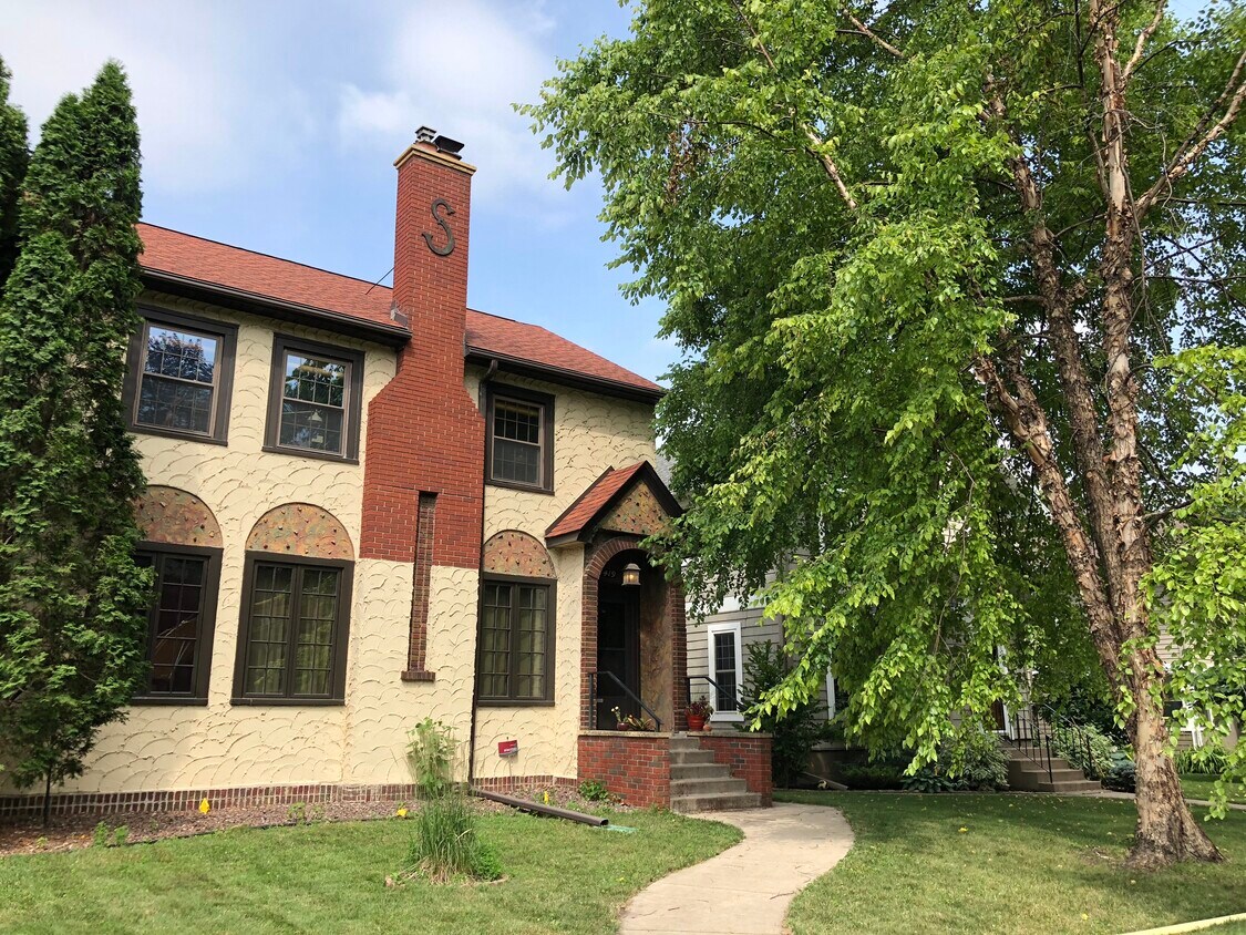 419 Woodlawn Avenue Unit 1st Floor, Saint Paul, MN 55105 - 419 Woodlawn ...