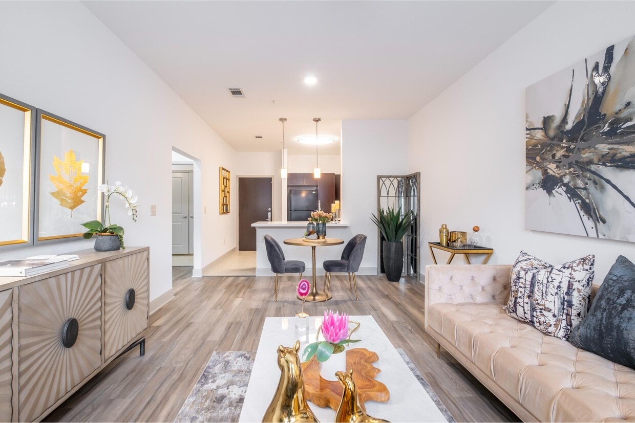 The Core - 3990 Washington Ave Houston, TX 77007 | Apartments.com