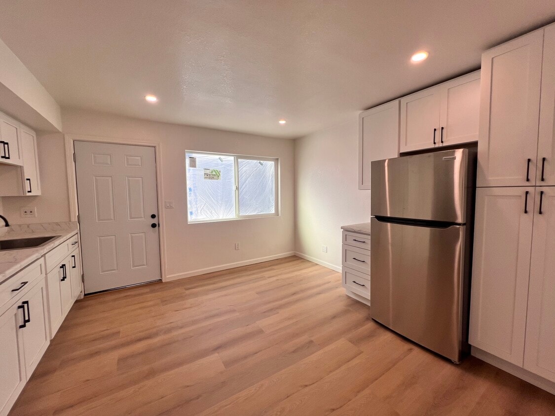 942 41St St Unit B, Oakland, CA 94608 - 942 41St St Oakland, CA 94608 ...
