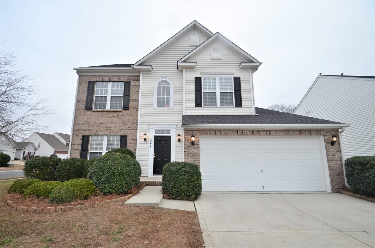13603 Sunrise View Dr - House Rental in Charlotte, NC | Apartments.com