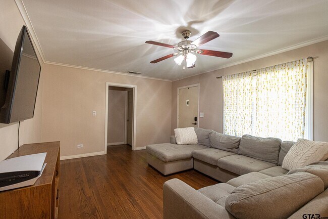 2000 S Sneed Ave, Tyler, TX 75701 - House Rental in Tyler, TX ...