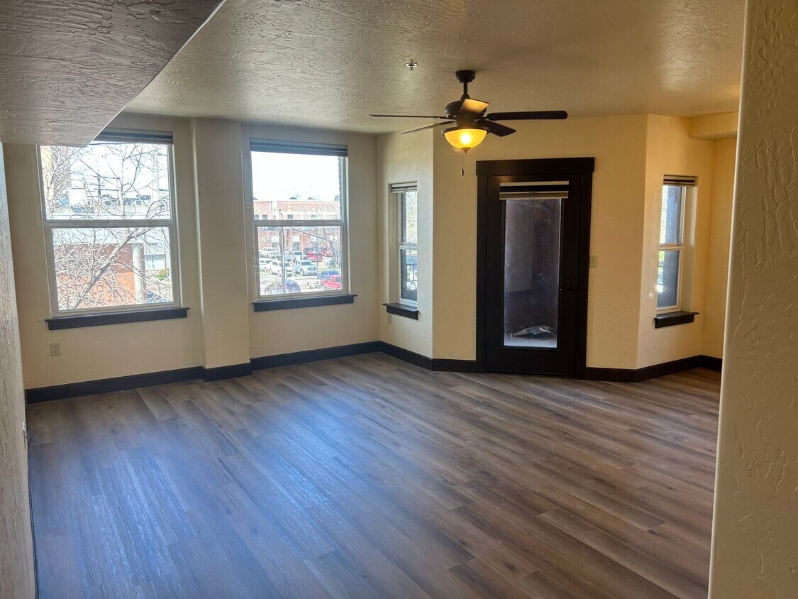 503 1st Ave N Unit 205, Great Falls, MT 59401 - Condo for Rent in Great ...