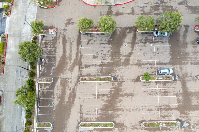 Union Grantville Apartments - 4520 Alvarado Canyon Rd San Diego, CA ...