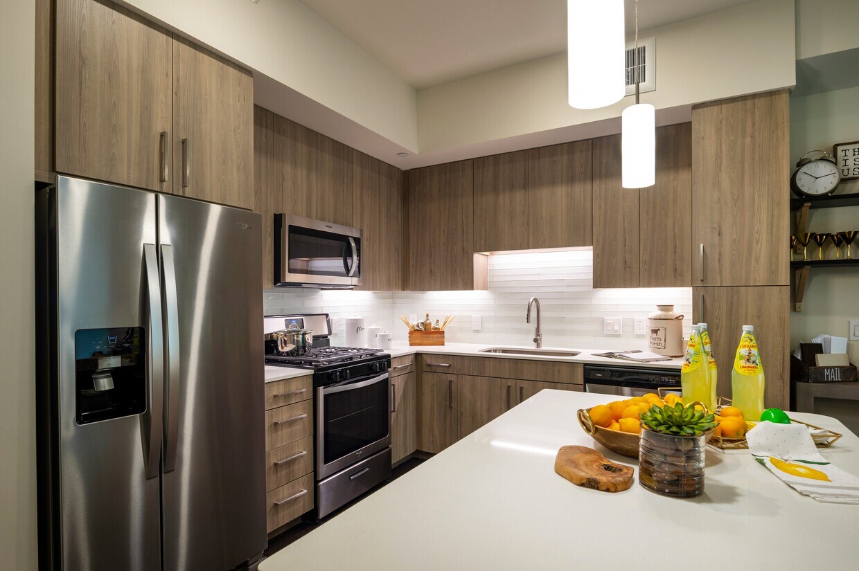 Pearl Marketplace at Midtown - Apartments in Houston, TX | Apartments.com