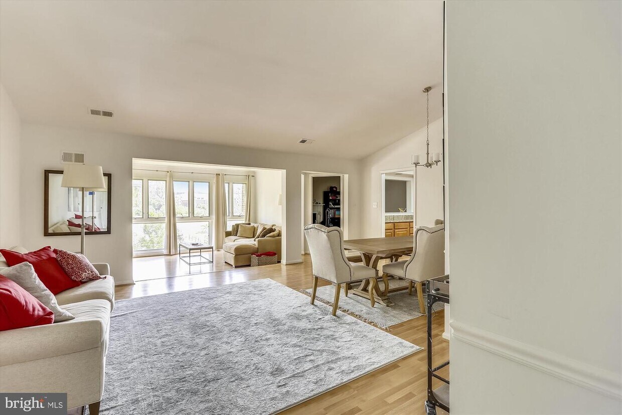 10717 Kings Riding Way Unit 301, Rockville, MD 20852 - Room for Rent in ...