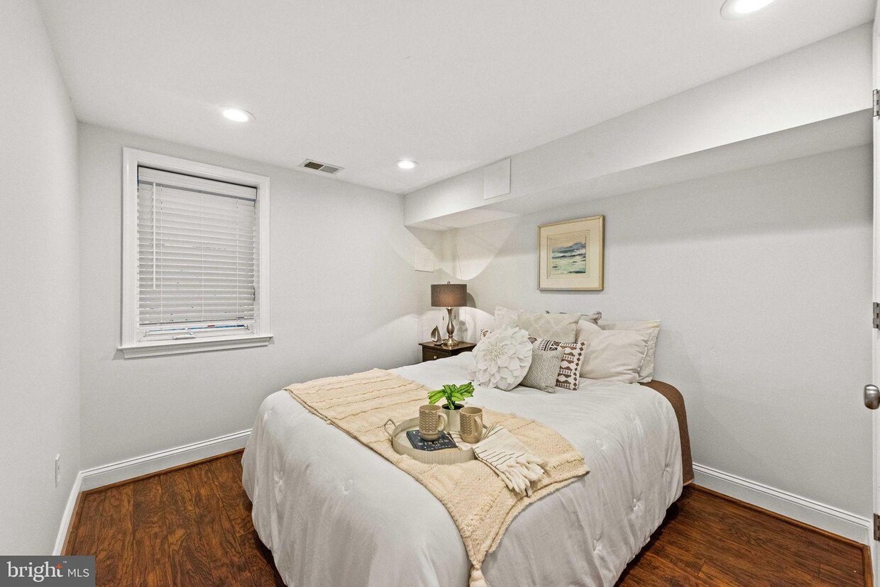 1645 C St NE Unit B, Washington, DC 20002 - 1645 C St NE Washington, DC ...