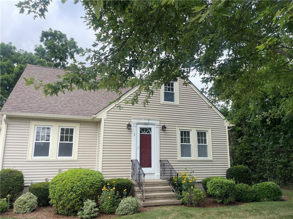 1 Ritchotte Ct, West Warwick, RI 02893 - House Rental in West Warwick ...