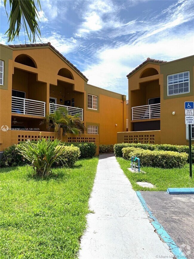 East Wind Lake Village Condominium Apartments for Rent with Hardwood Floors - Miami, FL ...