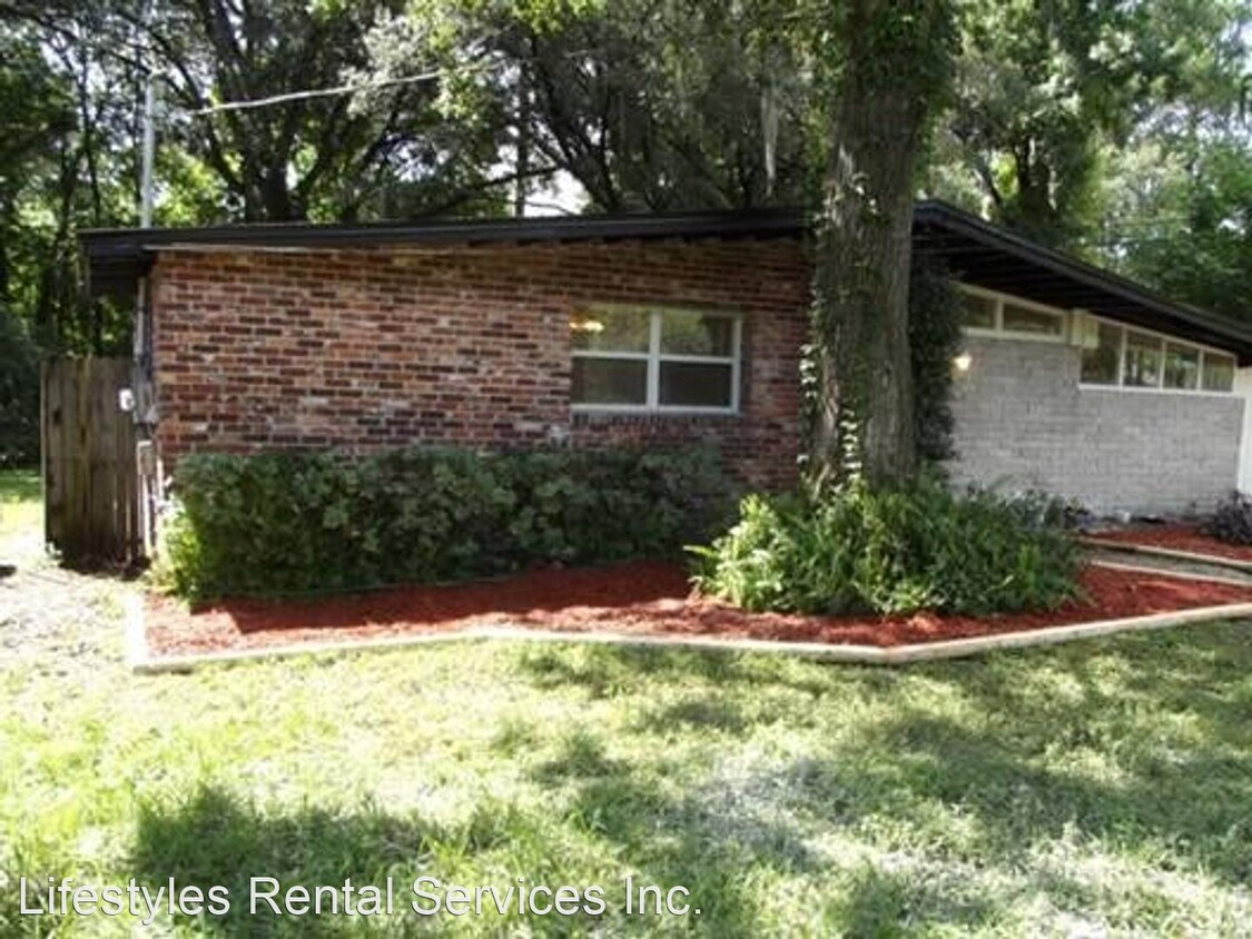 1053 Cherbourg Ave E, Jacksonville, FL 32205 - House Rental in ...