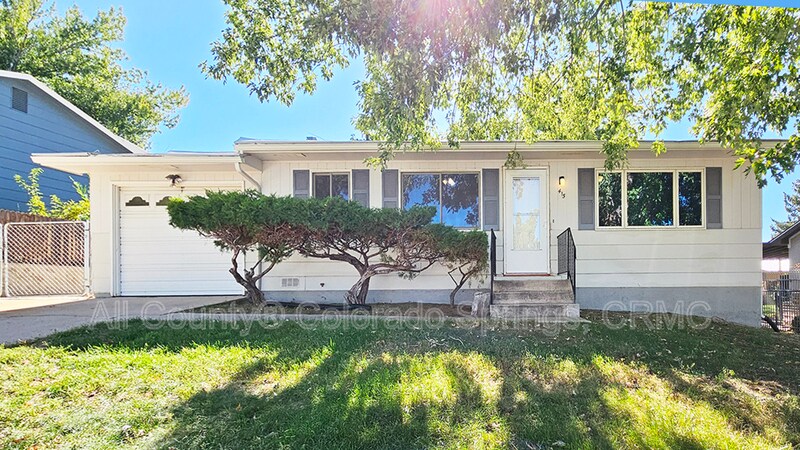 415 Locust Dr, Colorado Springs, CO 80907 - House Rental in Colorado ...