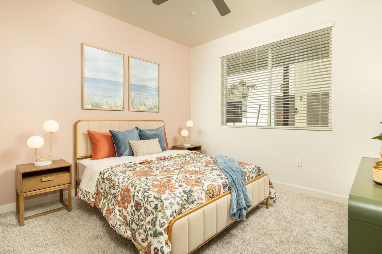 Streamliner Aldea - 5900 N 99th Ave Glendale, AZ 85305 | Apartments.com
