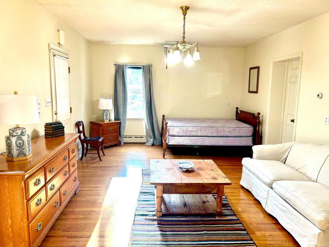 503 National Ave Unit Furnished Studio, Winchester, VA 22601 - 503 ...