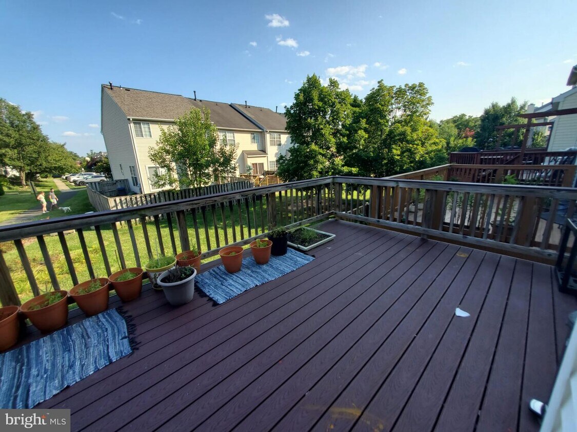 13339 Misty Dawn Dr, Herndon, VA 20171 - Townhome Rentals in Herndon VA ...