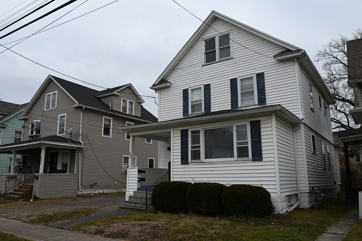 221 W Elm St Unit Lower, East Rochester, NY 14445 - 221 W Elm St East Rochester, NY 14445 ...