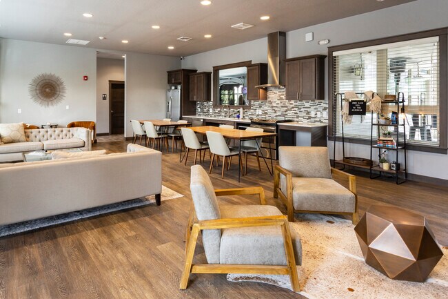 Legacy Ridge at Liberty Lake Apartments for Rent with a Walk-In Closet ...