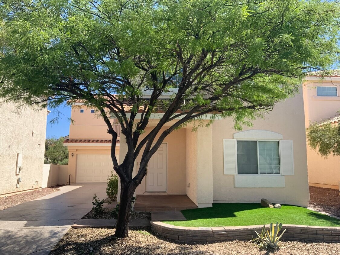 8919 Tomnitz Ave, Las Vegas, NV 89178 | Apartments.com