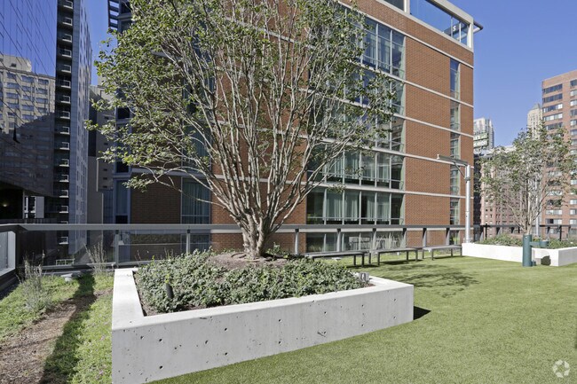 Optima Signature - Apartments in Chicago, IL | Apartments.com