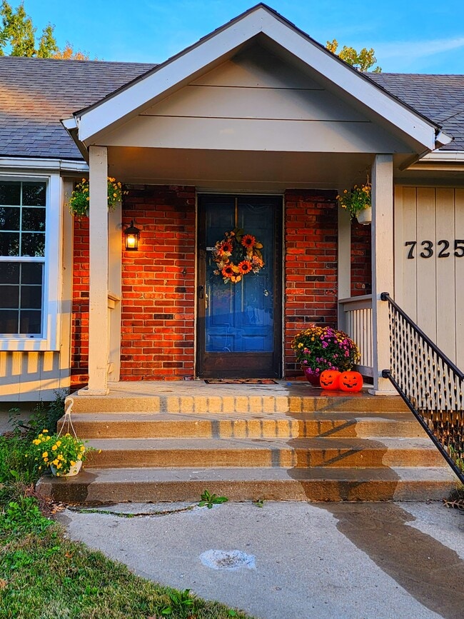 For Rent by Private Owner in Lake Waukomis MO - 115 Listings Available ...