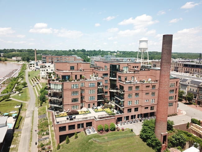 East 51 At Rocketts Landing Apartments - Richmond, VA | Apartments.com