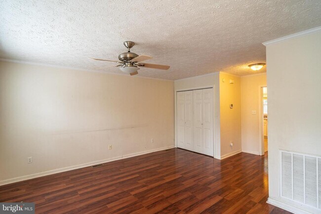 1104 Settlers Landing Dr Tappahannock Va 22560 Townhome Rentals In