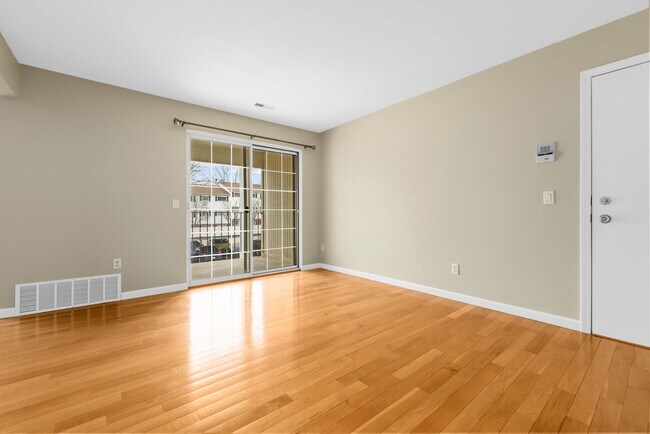 450 Baldwin Ave Unit 47, Rochester, MI 48307 - Condo for Rent in ...